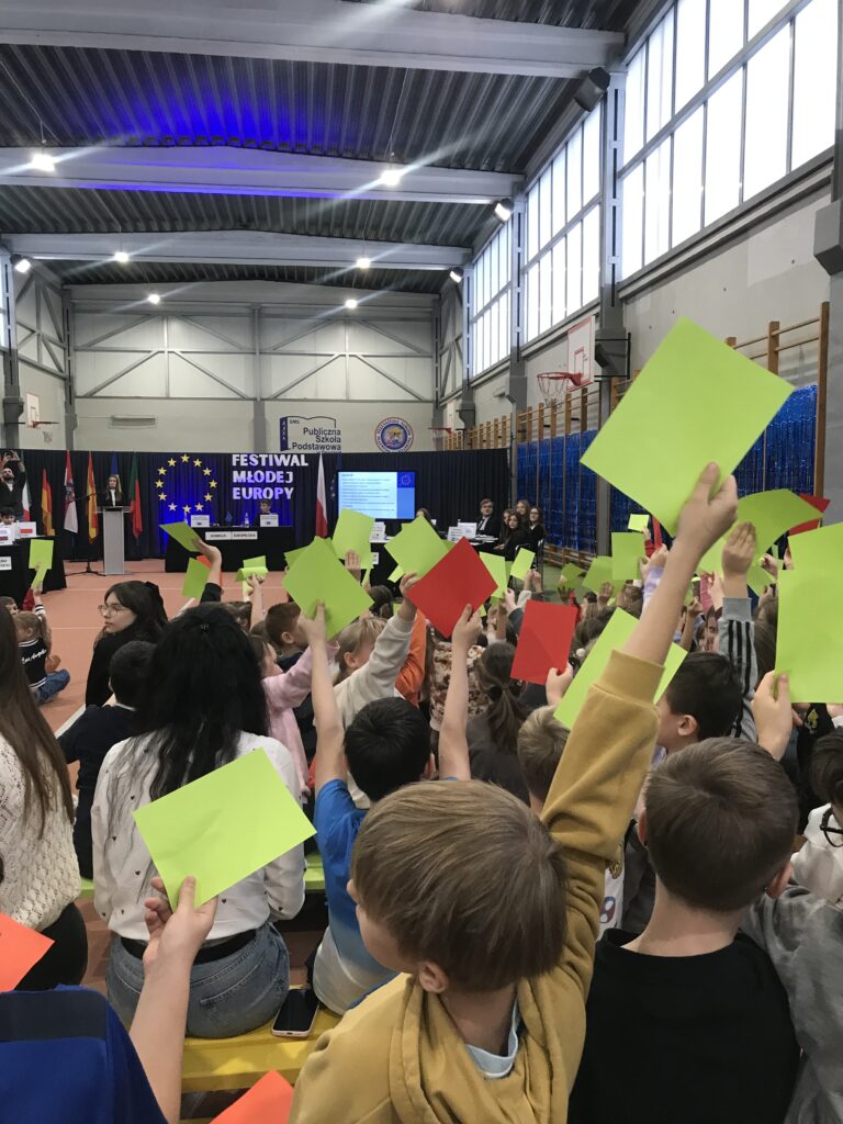 Działamy lokalnie – Polska Fundacja im. Roberta Schumana